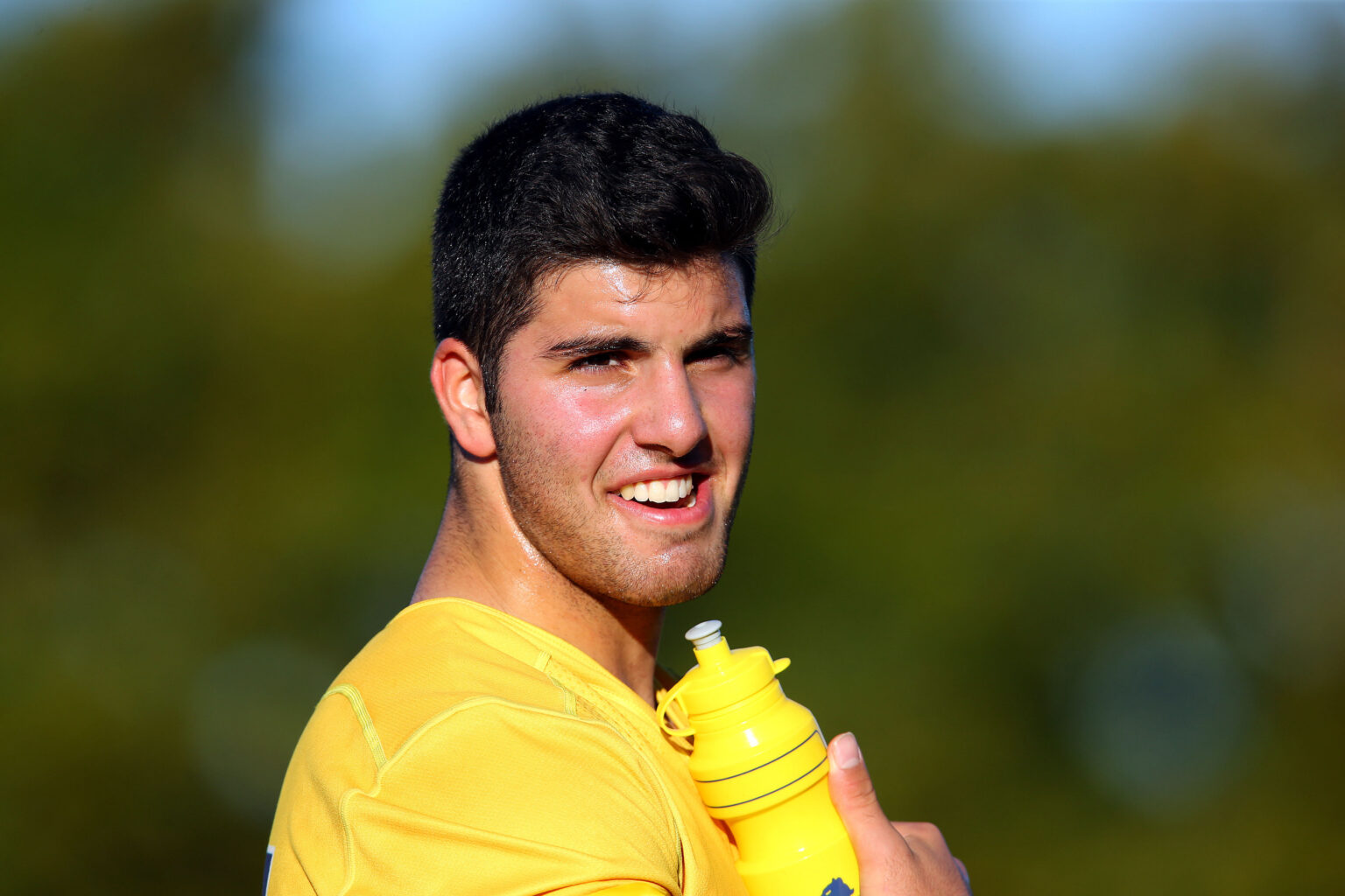 NFL Star Thomas Yassmin (’17) Visits Scots Home Ground - The Scots College